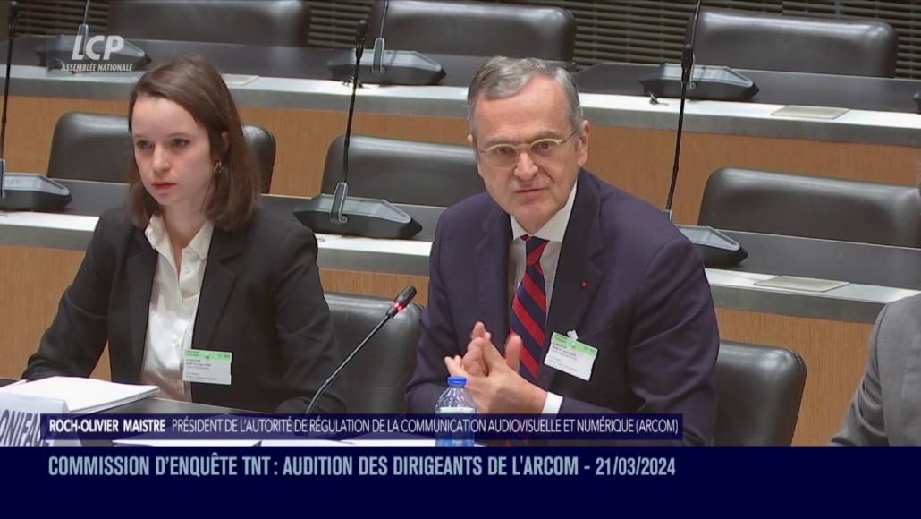 Commission d'enquête sur les fréquences de la TNT : le président de l'Arcom, Roch-Olivier ...